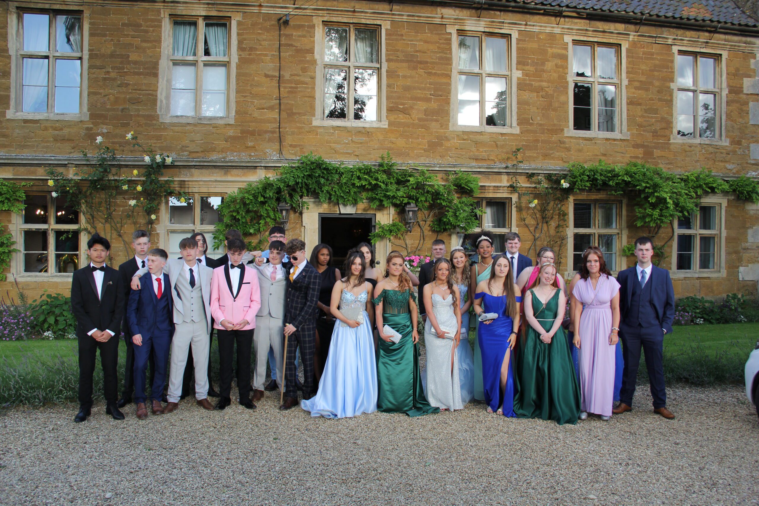 Year 11 Prom - The West Grantham Church of England Secondary Academy